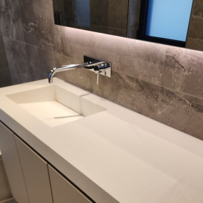 Porcelain Integrated Sink Countertop & Vanity: Built In Porcelain Sink